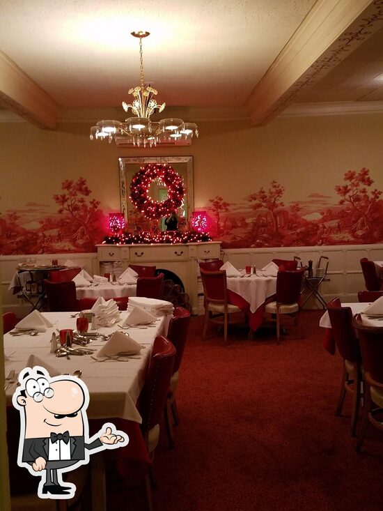 The Union Hotel & Restaurant establishment, De Pere – menu, prices ...