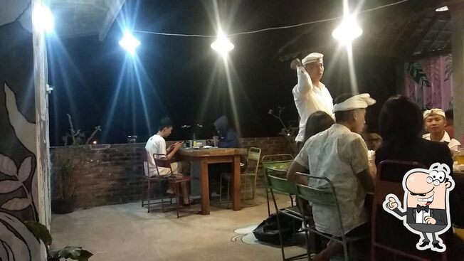 Happy Corner Cafe N Rooftop, Denpasar - Restaurant reviews