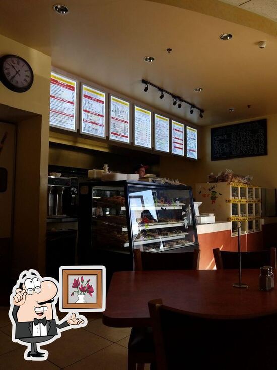 Dinks Deli & Bagel Bakery, 28170 Newhall Ranch Rd in Santa Clarita ...