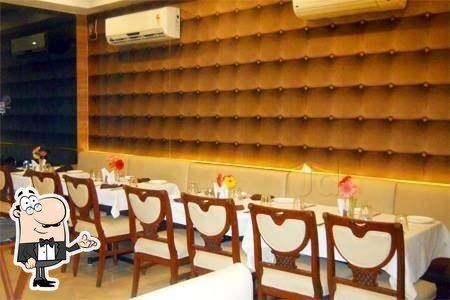 Centre Point, Navi Mumbai, Sector-11 - Restaurant reviews