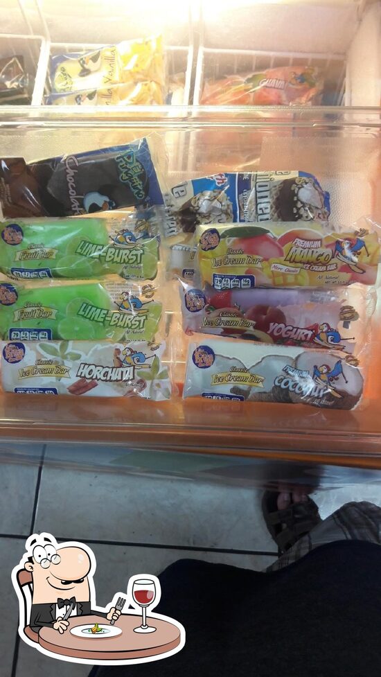 La Brisa Ice Cream, Houston - Restaurant menu, prices and reviews