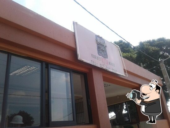 Giramundo restaurant, Johannesburg, Reverend Sam Buti Street ...