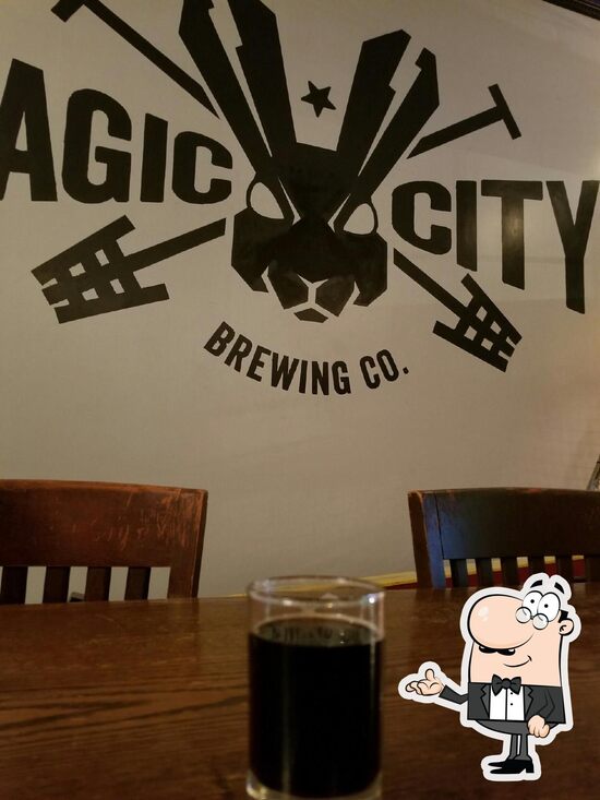 Magic City Brewing, 161 2nd St NW in Barberton - Restaurant reviews