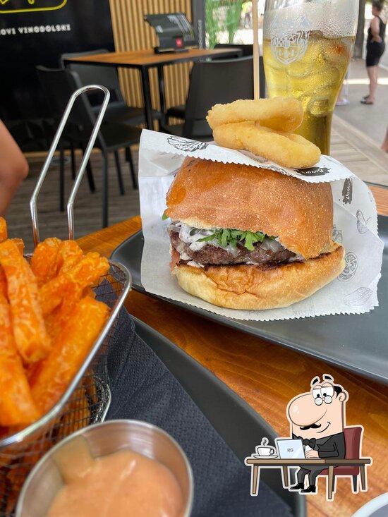 Corner Burger Pub, Novi - Menu del ristorante, prezzi e recensioni