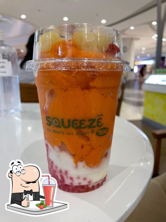 Menu at Squeeze cafe, Bang Yai