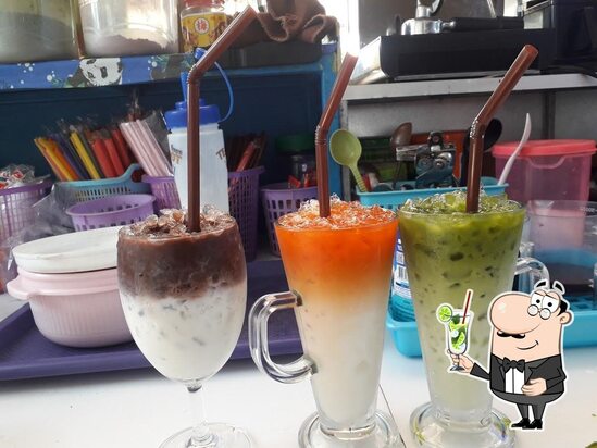 สามขวดกลับ, Warin Chamrap - Menú del restaurante, precios y reseñas