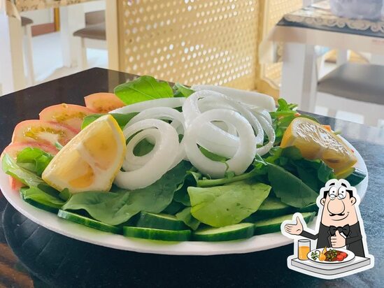 Danat Bainuna Restaurant, Ruwais - Opiniones del restaurante
