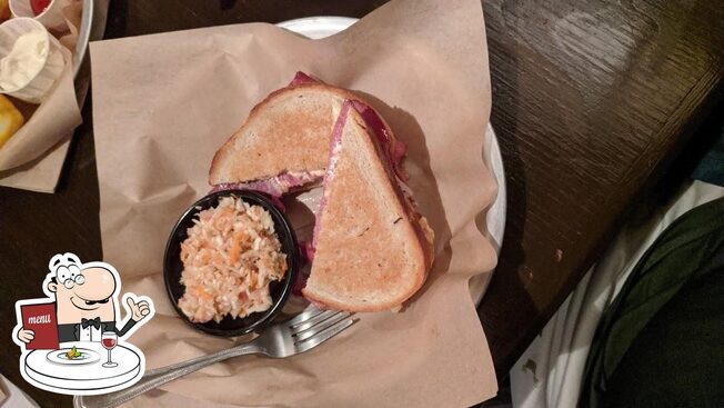 The Steerage Dining Saloon in Port Washington - Restaurant reviews