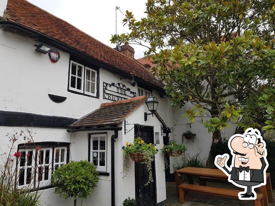 Menu at The Cricketers pub & bar, Cobham, Downside Common