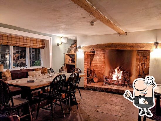 Menu at The Sir Roger Tichborne pub & bar, Alfold
