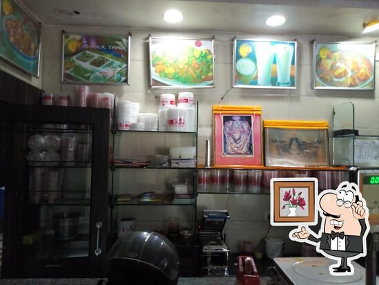 Pathak’s SWEETS VEGETABLE THALI BEST FAMILY RESTAURANT IN KOTA BEST ...