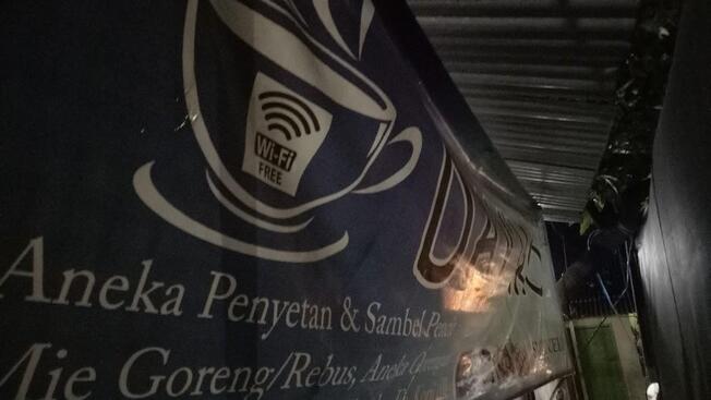 Menu at Warkop Dayvaro, Surabaya