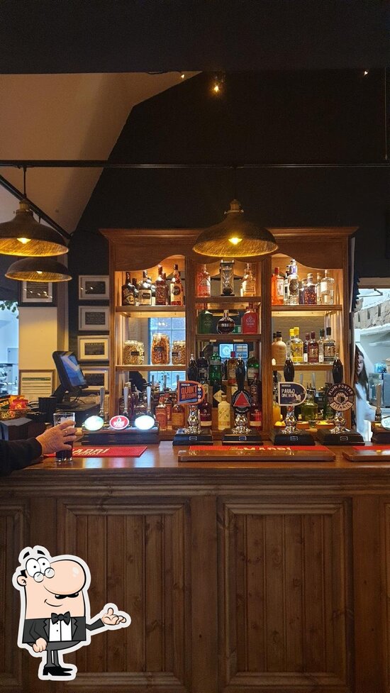 The Hourglass, Tutbury pub, Burton upon Trent – menu, prices & reviews