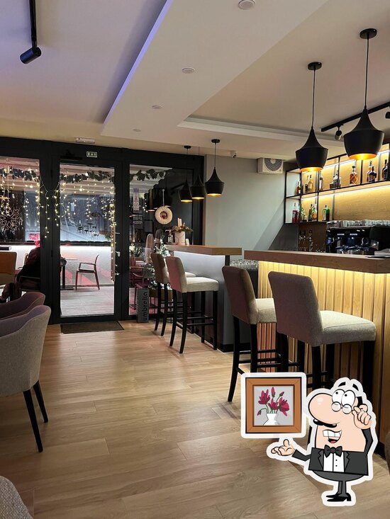 Cross Cafe, Zagreb - Restaurant menu, prices and reviews