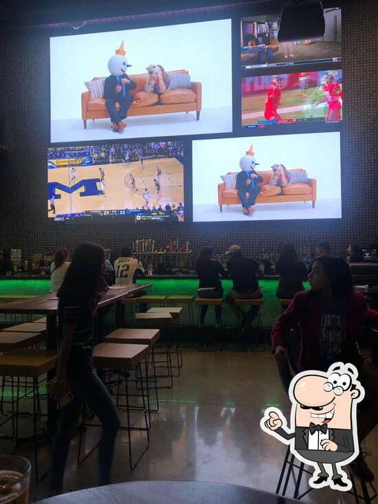 Topgolf, 1901 I-2 in Pharr - Restaurant menu and reviews