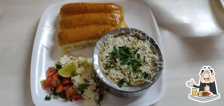 Mahalaxmi Fast Food and Juice Corner, Surat, 5RV2+WM8 - Restaurant reviews