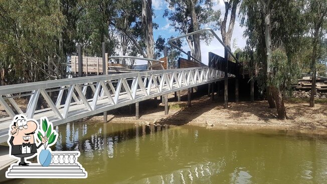 Long Paddock Food Store, Koondrook - Restaurant menu, prices and reviews