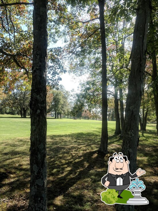 Blackledge Country Club, Hebron - Restaurant menu, prices and reviews