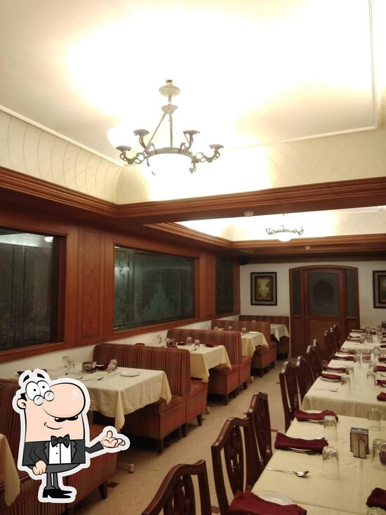 Balwas Restaurant (Since 1970) Mughlai & Chinese, Mumbai - Restaurant ...
