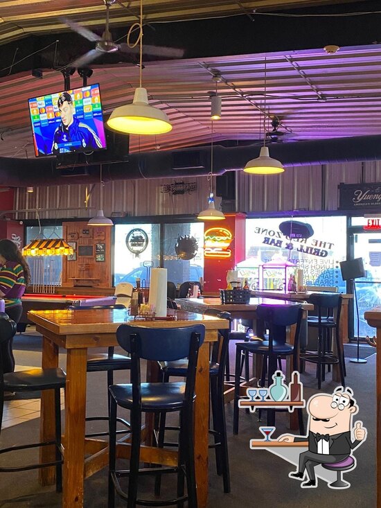 The Red Zone, Diamondhead - Restaurant menu, prices and reviews