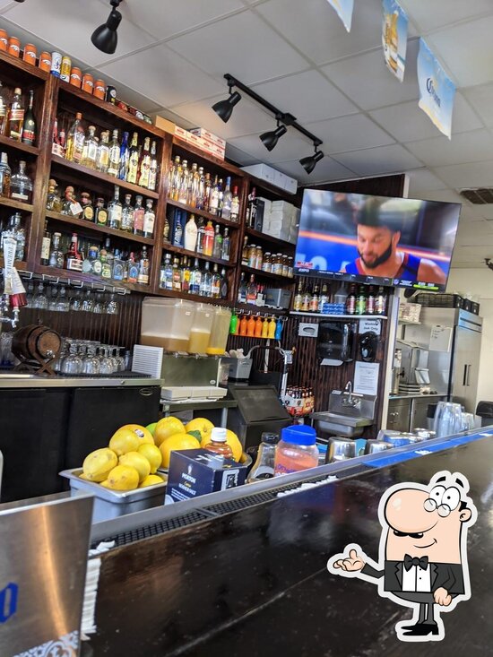 Tello's Mexican Grill in Covington - Restaurant menu and reviews