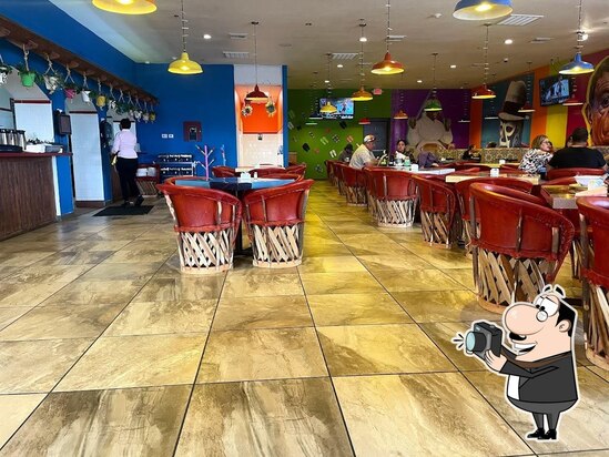 Los Corajudos Del Gordo Burritos Y Desayunos in El Paso - Restaurant ...
