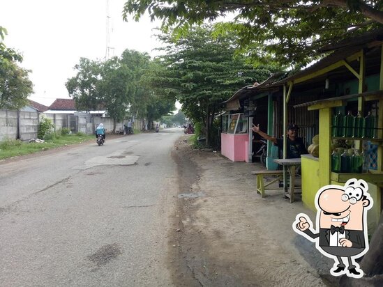 Basecam, Kamarung - Menú del restaurante, precios y reseñas