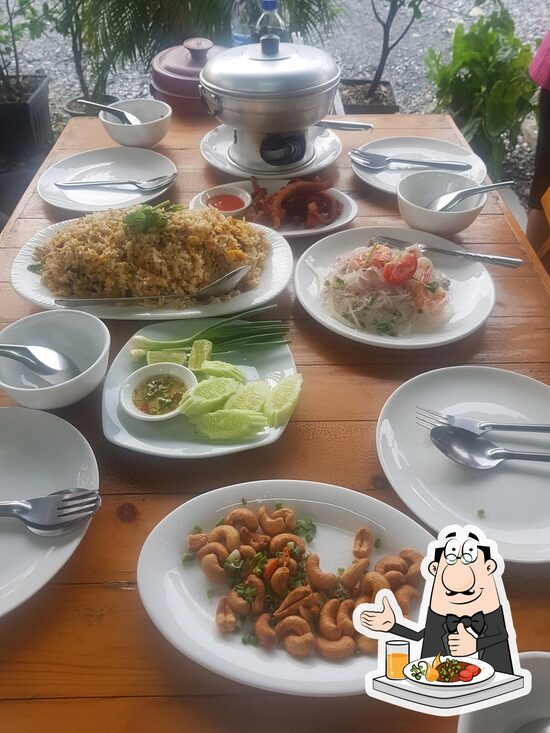 Khrua Ban Som, Sam Rong Tai - Menú del restaurante, precios y reseñas