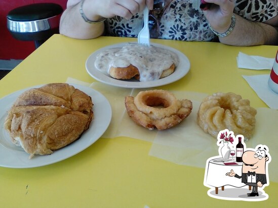 Menu at Donut Circus restaurant, Fort Pierce
