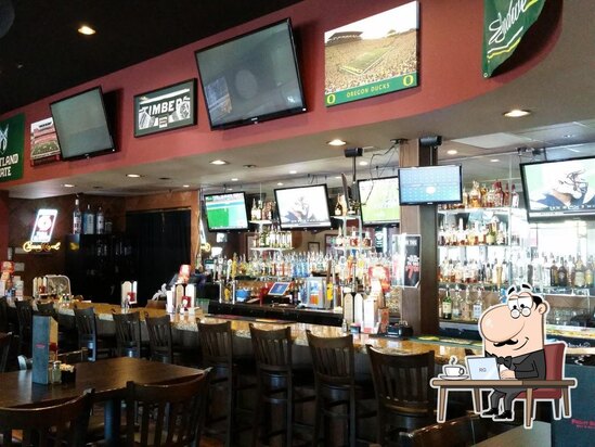 Front Row Bar & Grill, Hillsboro - Restaurant menu, prices and reviews