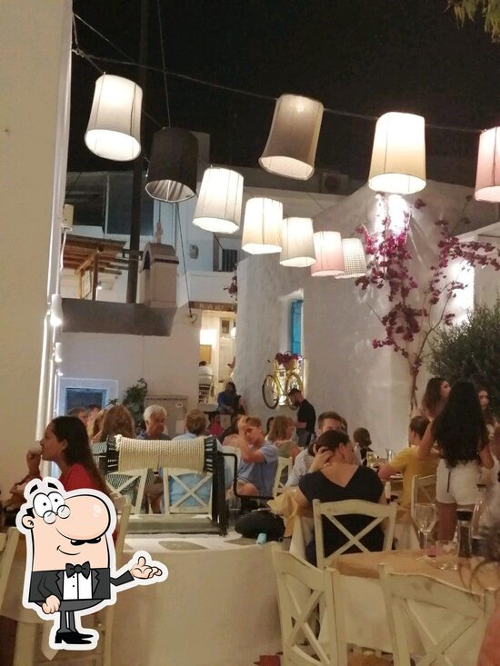 Menu at Apostolis, Naxos