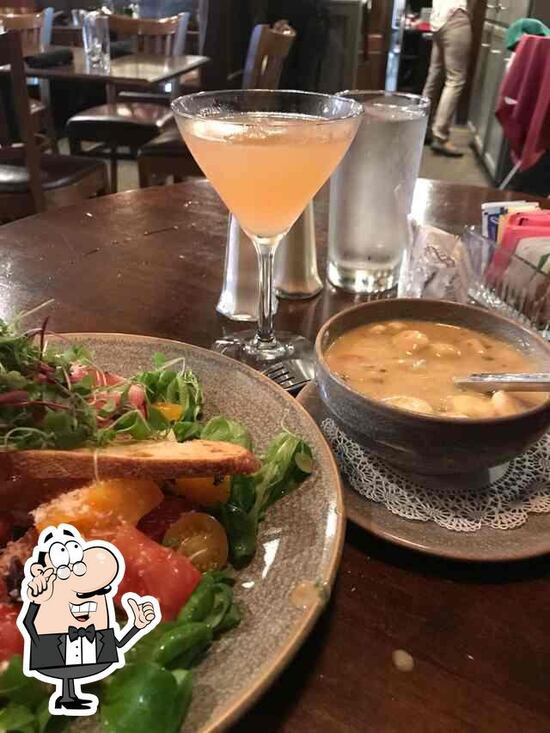 Whip Bar & Grill in Stowe - Restaurant menu and reviews