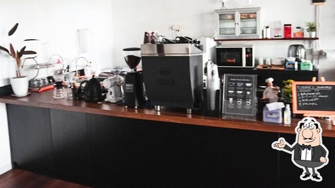 Bloom Caffeine Lab, Malang - Restaurant reviews