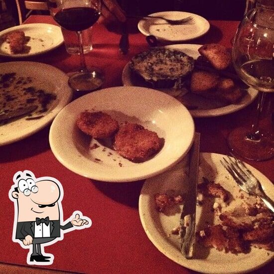Restaurante The Goodnight Diner, Dripping Springs, 330 W Mercer St ...