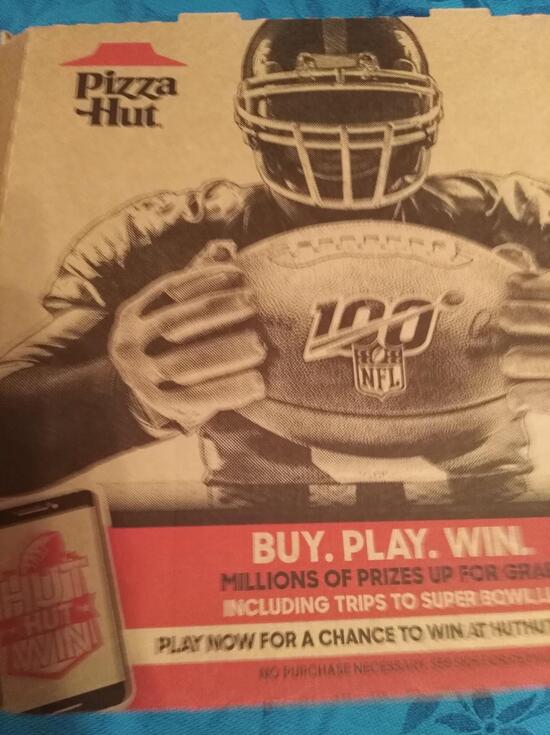 Pizza Hut, 1440 E Kearney St in Springfield - Restaurant menu and reviews