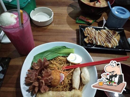 Menu at Shinju Ramen restaurant, Padalarang