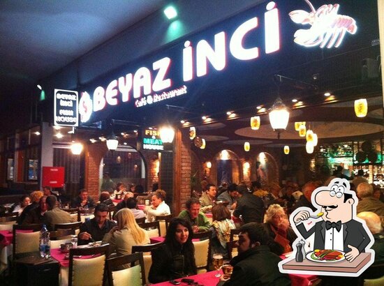 Beyaz İnci Restaurant Galata Köprüsü, Istanbul, Haliç Tarafı ...