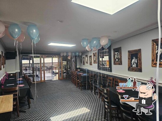 The Acorn Bar & Restaurant, The Basin - Restaurant menu, prices and reviews