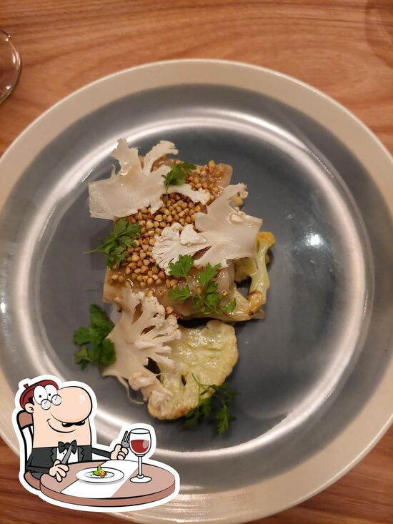 Menu at La Cachette restaurant, Geelong