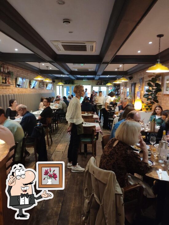 Alba Trattoria, London, Wanstead - Restaurant menu, prices and reviews