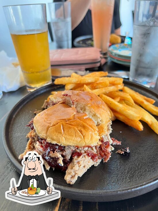 Social House Kitchen and Bar in South Haven - Restaurant menu and reviews