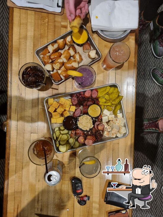 Maple Hall, Knoxville - Restaurant menu, prices and reviews