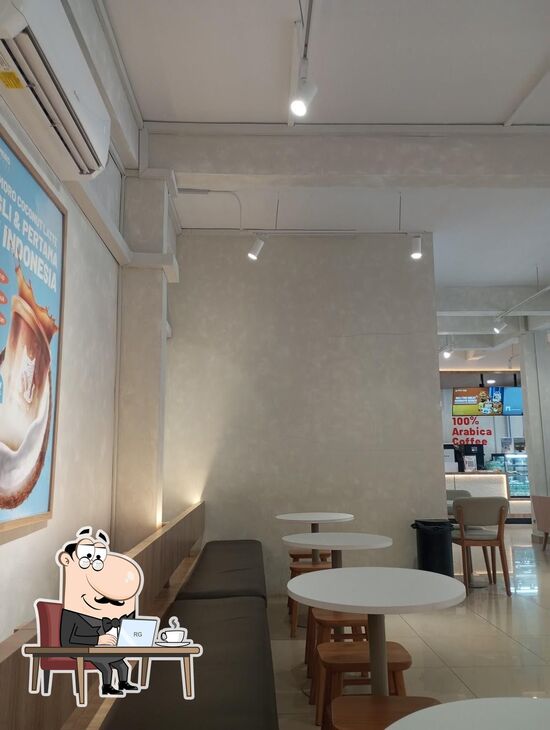 TOMORO COFFEE - Golden City Bengkong, Batam - Restaurant menu, prices ...