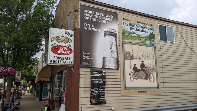 Carta de Corner Pub and Grub, Fall Creek