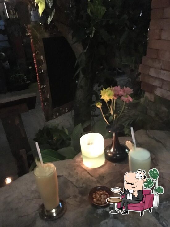 Savannah Moon, Ubud - Restaurant menu, prices and reviews