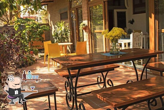 The Yellow Tree - Restaurant menu, prices and reviews
