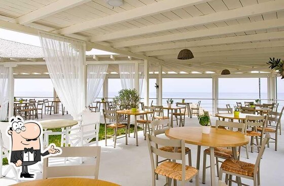 Aelia Bar Restaurant & Beach Lounge - Restaurant menu, prices and reviews