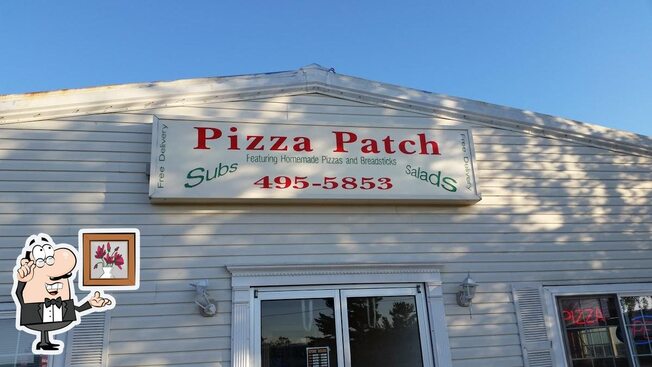 Menu at Pizza Patch pizzeria, Kinross Charter Township