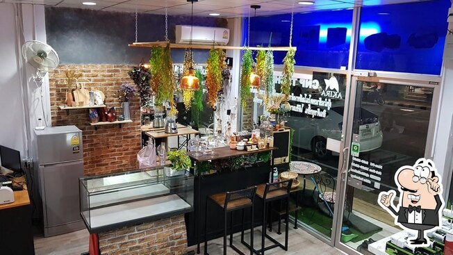 Peph'Cafe Drink&Bake bar, Si Racha