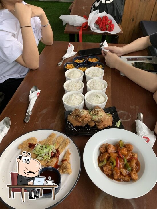 Roof Manila, Manila, Laon Laan - Restaurant menu, prices and reviews